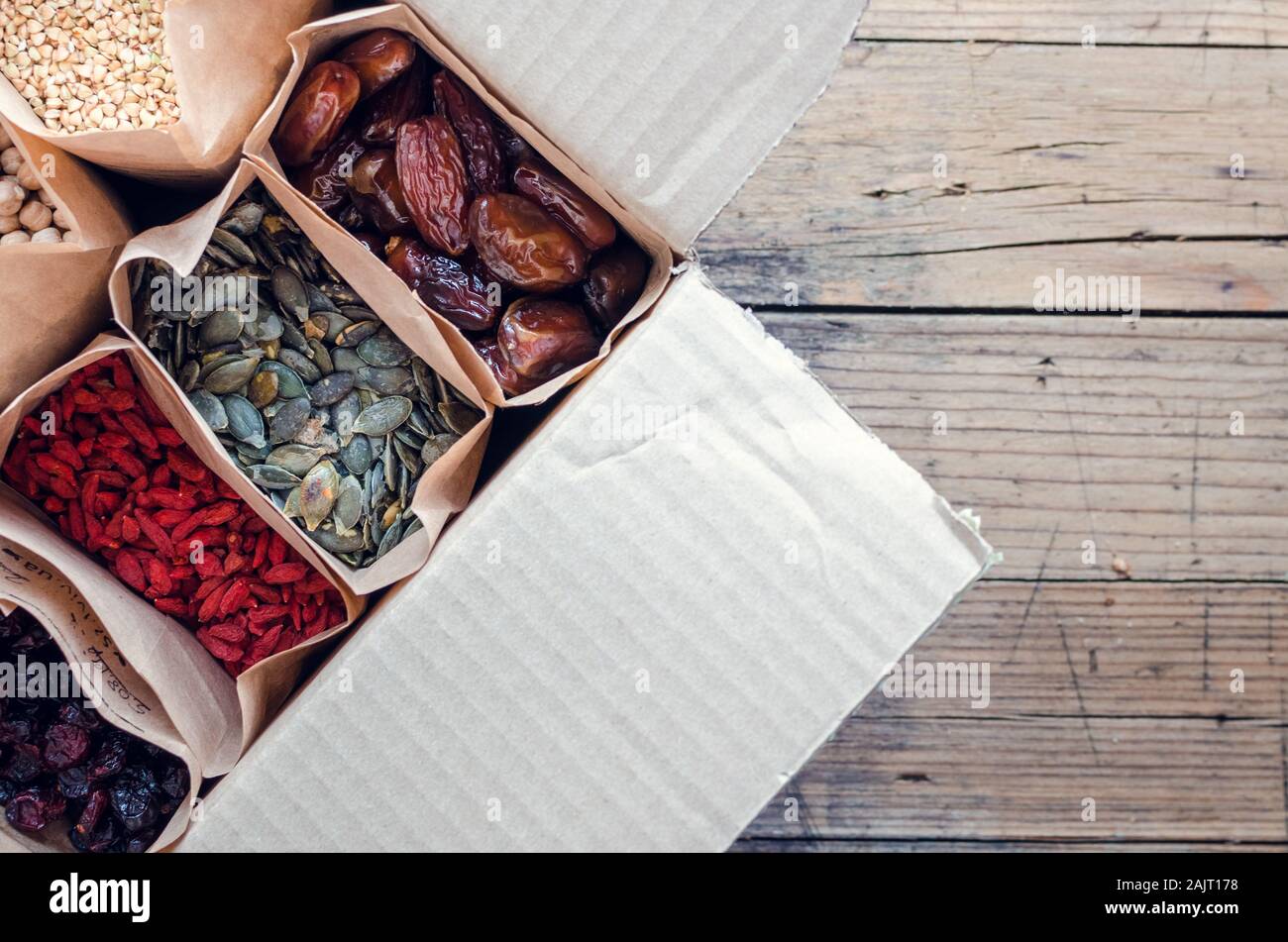 Zero waste delivery concept. Eco-friendly packing. Paper bags with ...