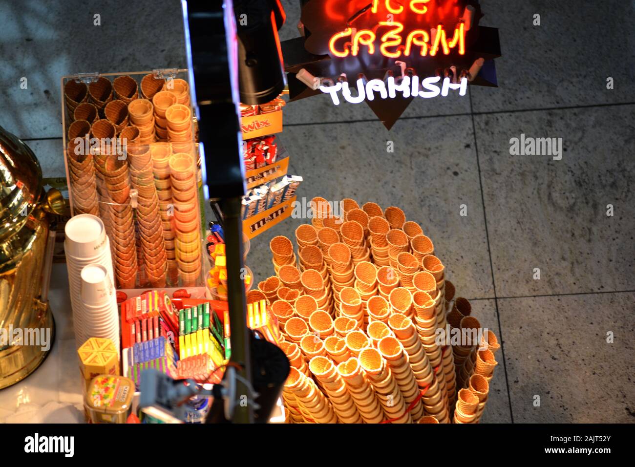 Istanbul market designer hi-res stock photography and images - Alamy