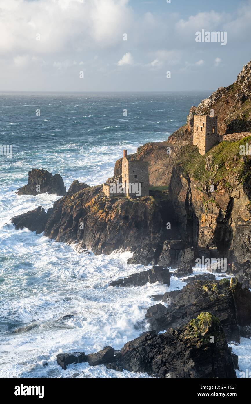 Crown Engine houses, Botallack Stock Photo - Alamy
