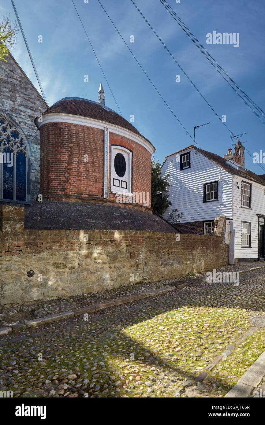Historic water cistern rye hi-res stock photography and images - Alamy