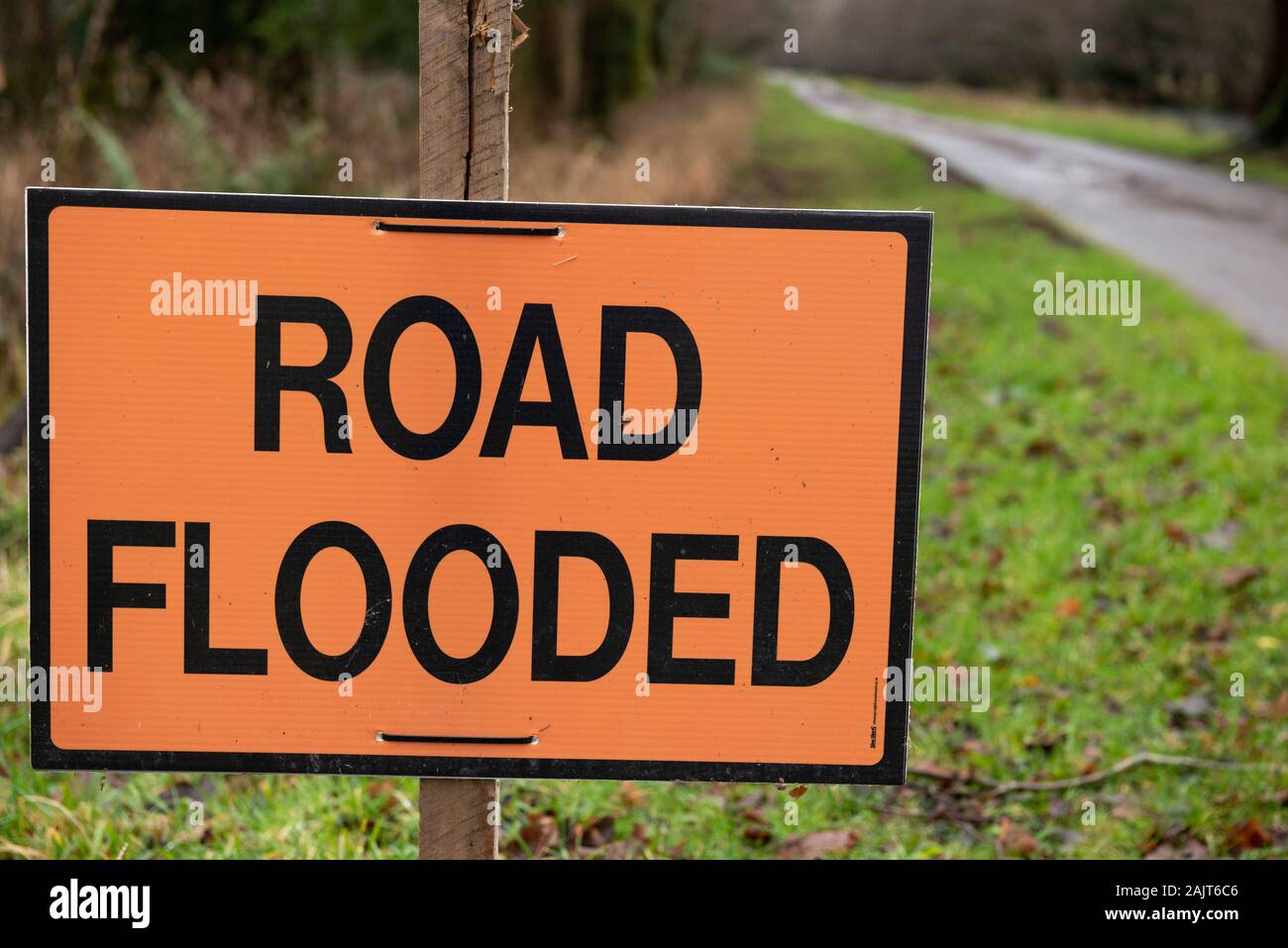 Park alley warning sign hi-res stock photography and images - Alamy