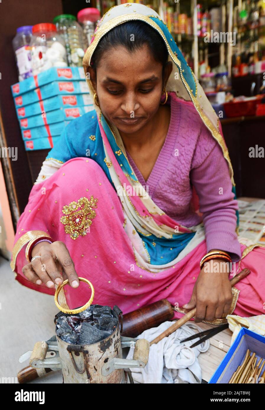 Rajasthani crafts hi-res stock photography and images - Alamy
