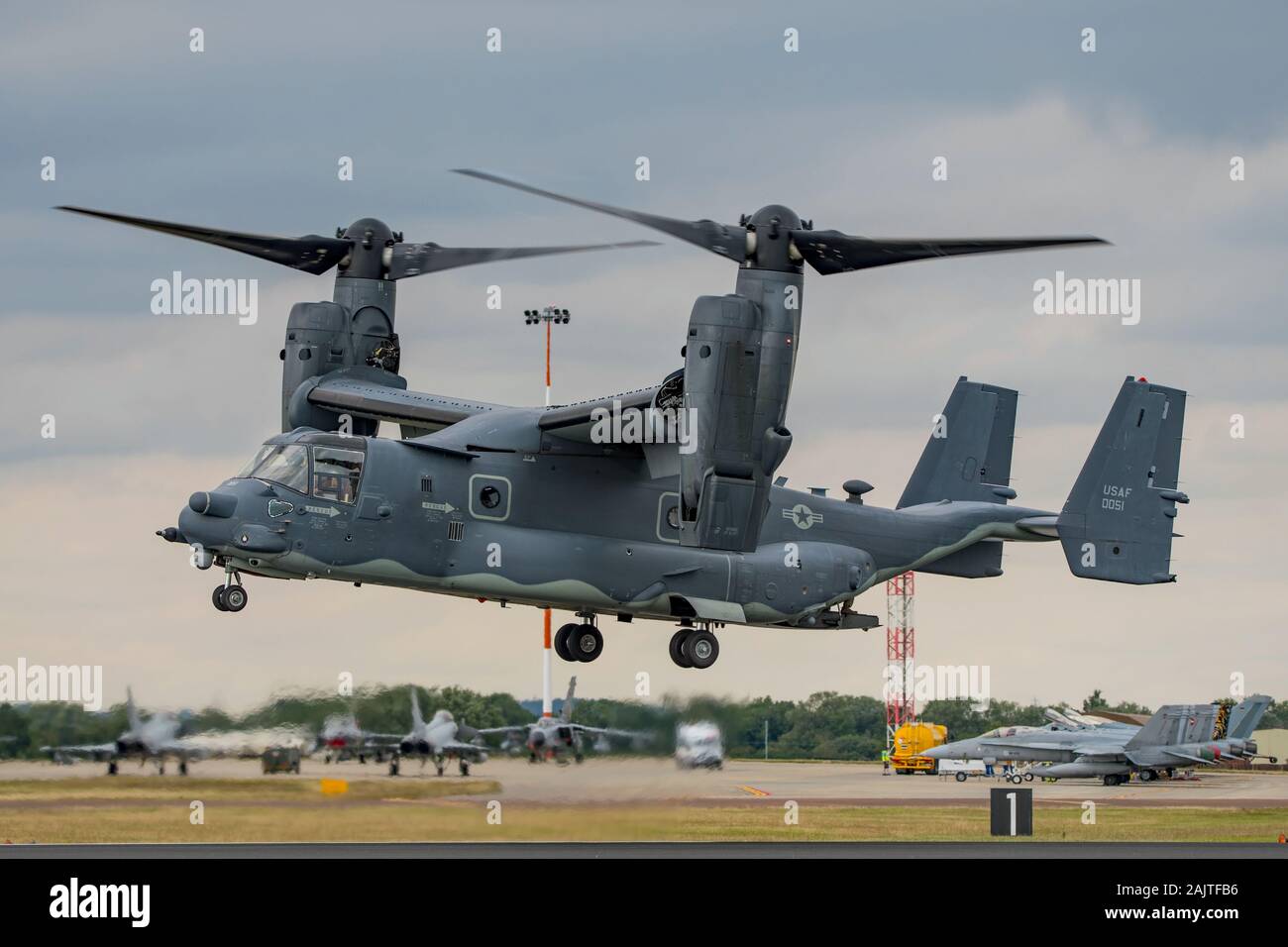 A United States Air Force Bell Boeing CV-22B Osprey displaying at the ...