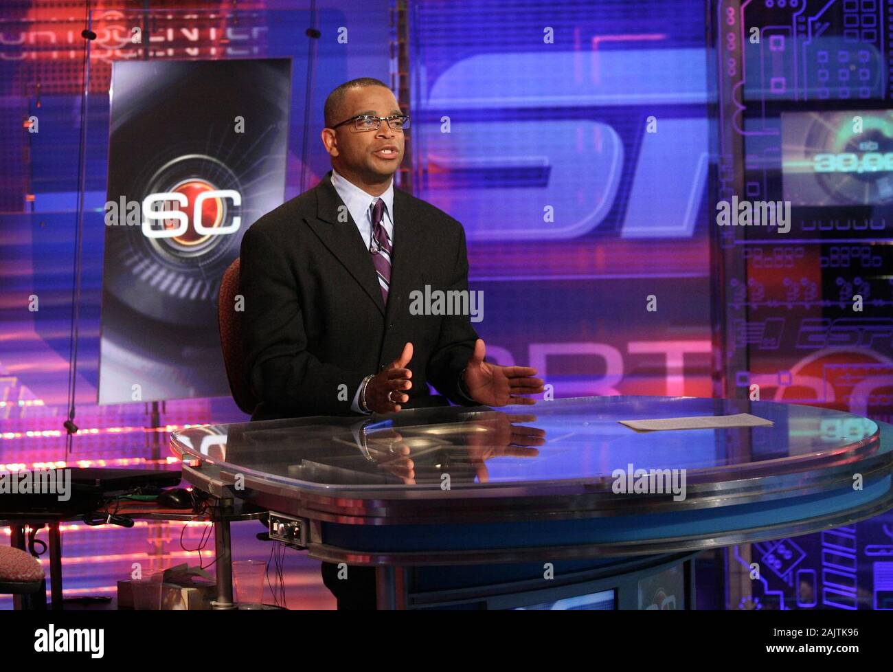 Sportscenter High Resolution Stock Photography and Images - Alamy