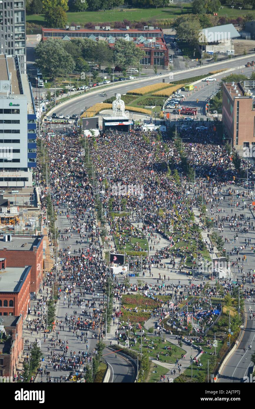 Marche pour le climat de Montréal // Montreal Climate March, September ...