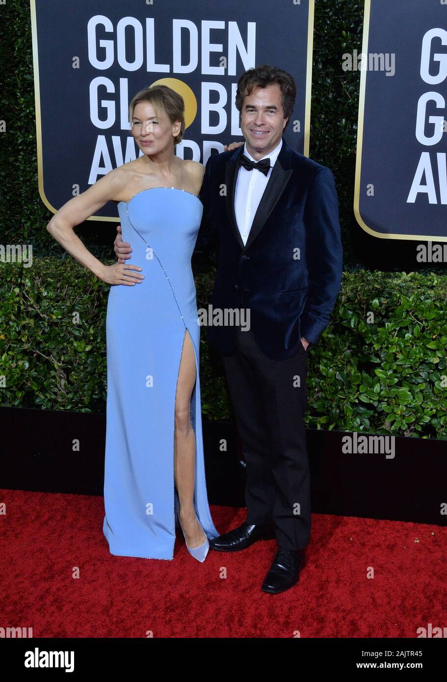 Beverly Hills, United States. 05th Jan, 2020. (L-R) Ren e Zellweger and ...