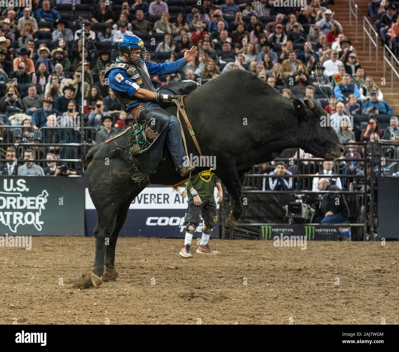 Professional championship bull riders hi-res stock photography and ...