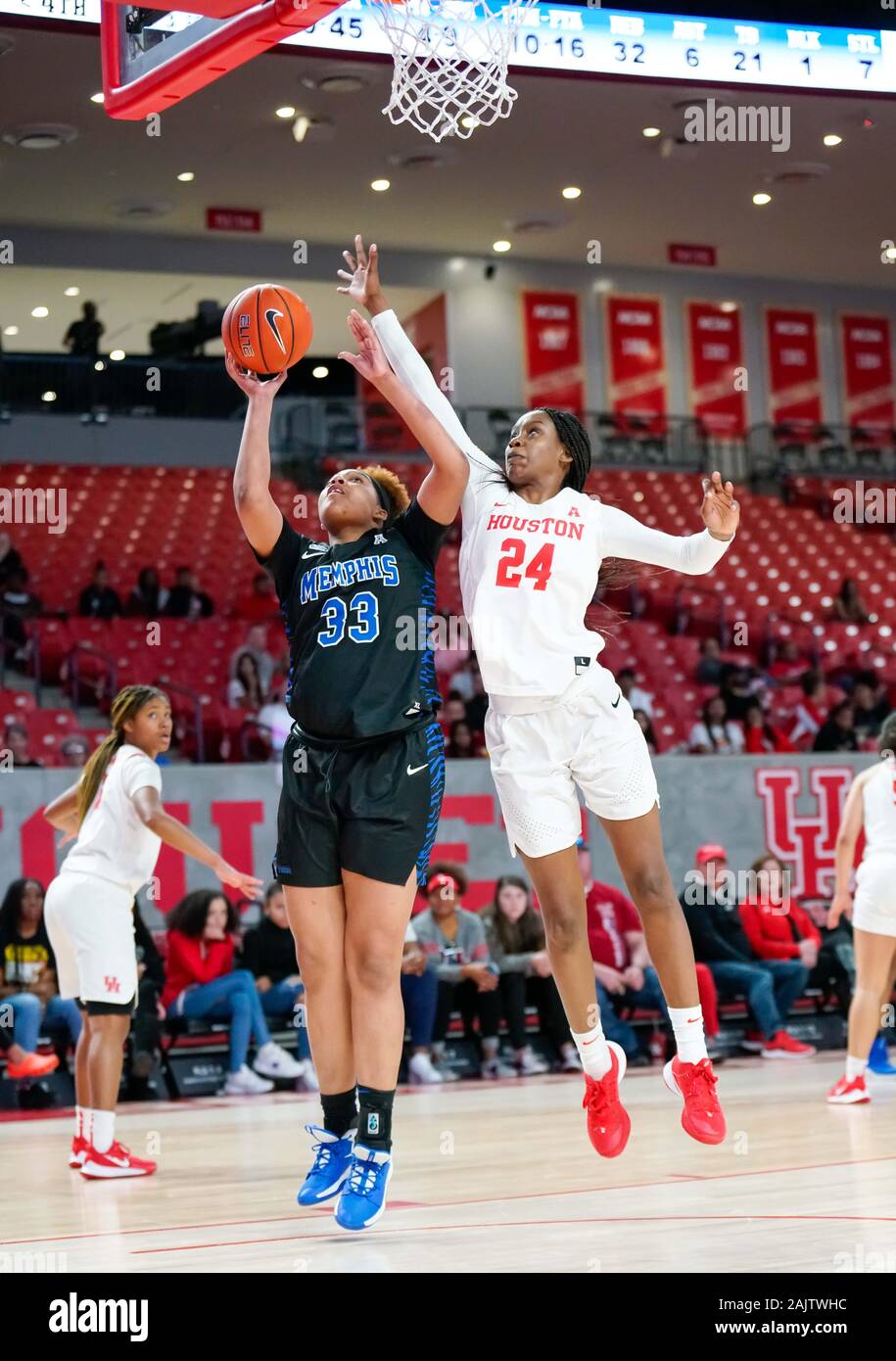 Houston, Texas, USA. 5th Jan, 2020. -Memphis forward DULCY FANKAM ...