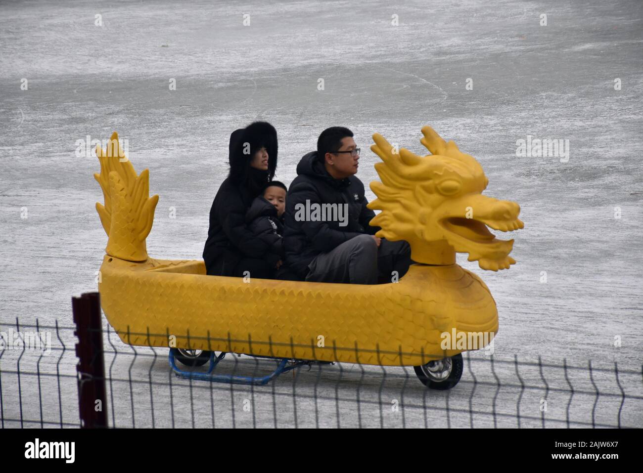 Beijing, China. 5th Jan, 2020. ''dog sled'' ice vehicle made of husky ...