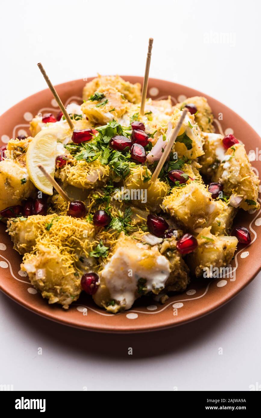 Chat potato hi-res stock photography and images - Alamy