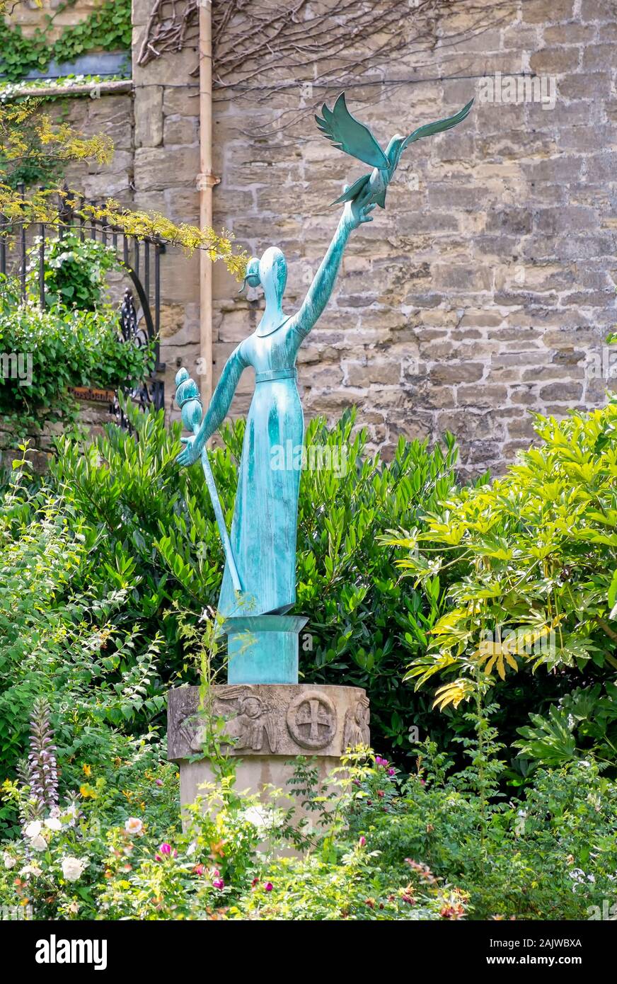 Millie, Bradford On Avon, bronze figure, Wiltshire , Uk Stock Photo - Alamy