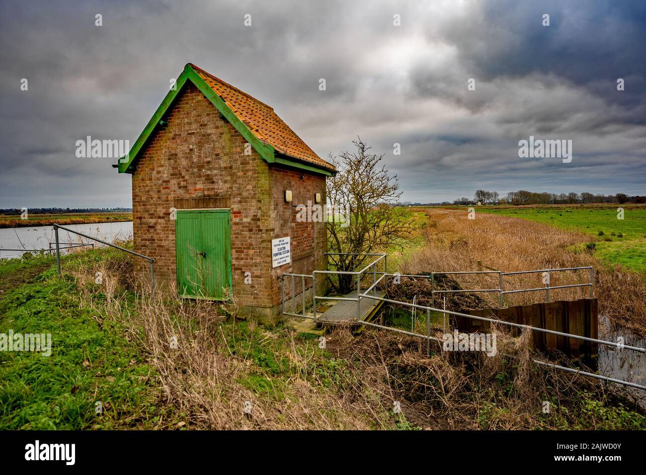 Claxton pump house on the bank of the River Yare in the Norfolk ...
