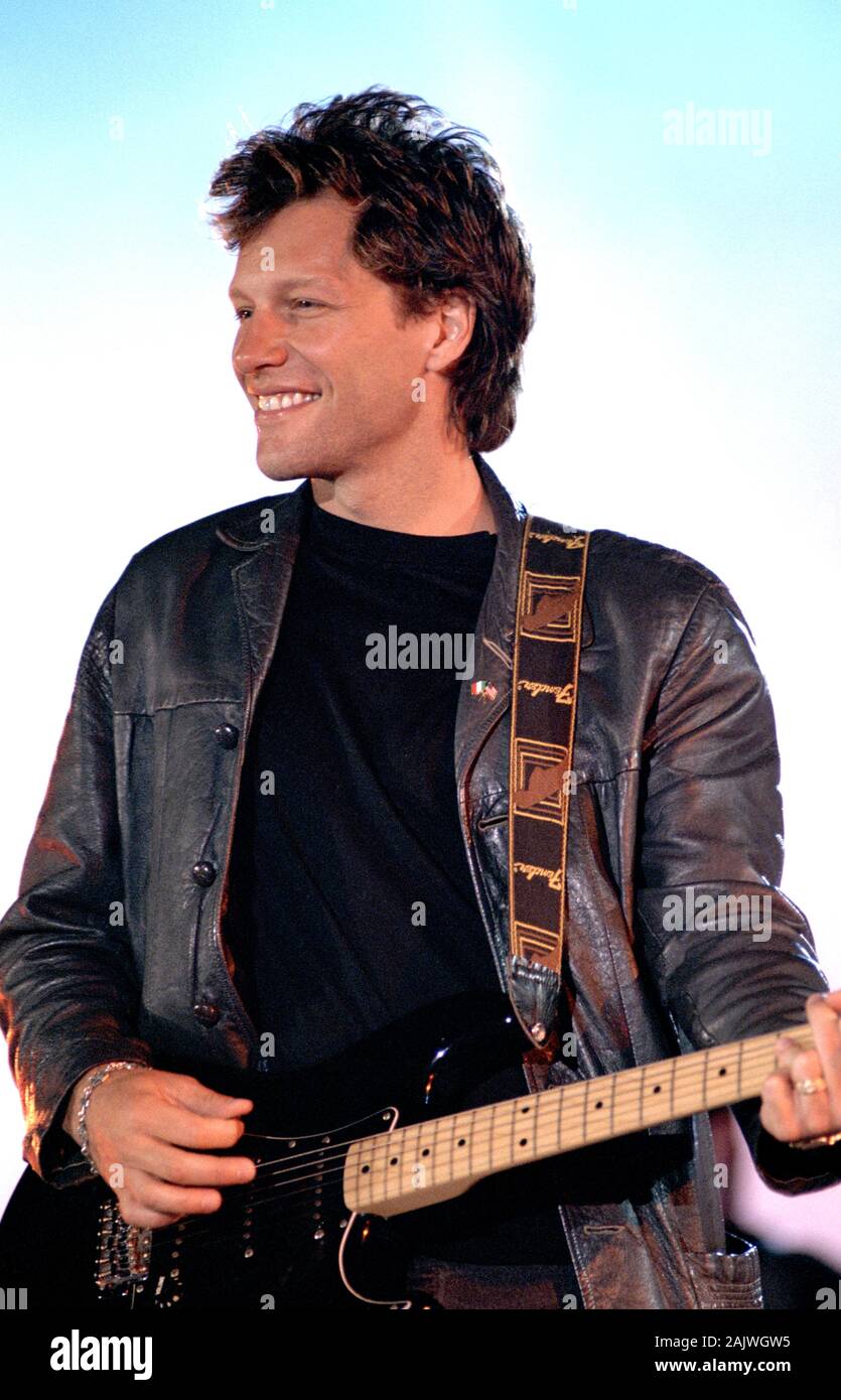 Bon Jovi 1986 High Resolution Stock Photography and Images - Alamy