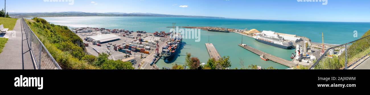 Panoramic view of Ahuriri Harbour, Port of Napier, Napier, South Island ...