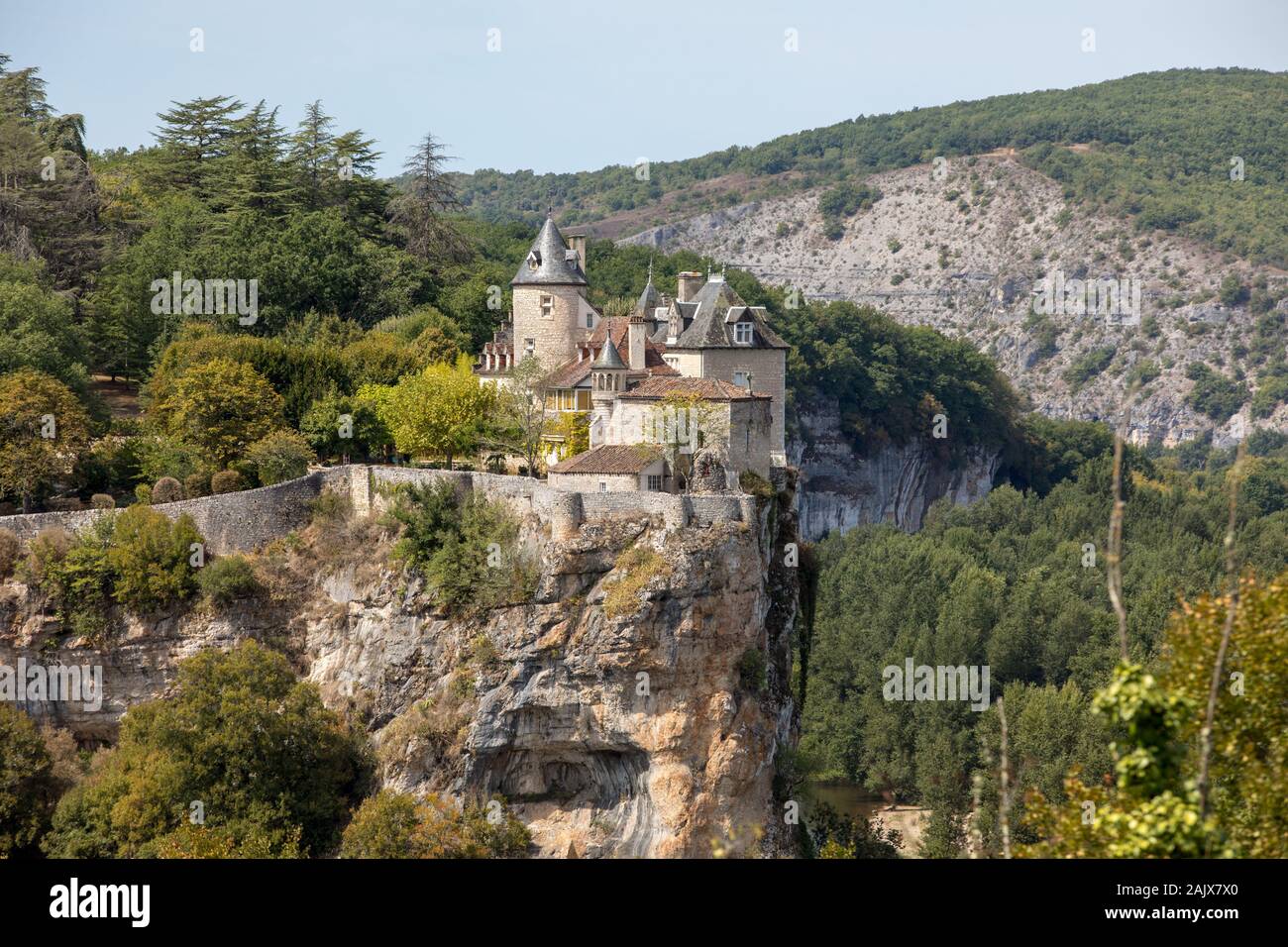 Castle of Belcastel in Lacave. Lot, Midi-Pyrenees, France Stock Photo ...