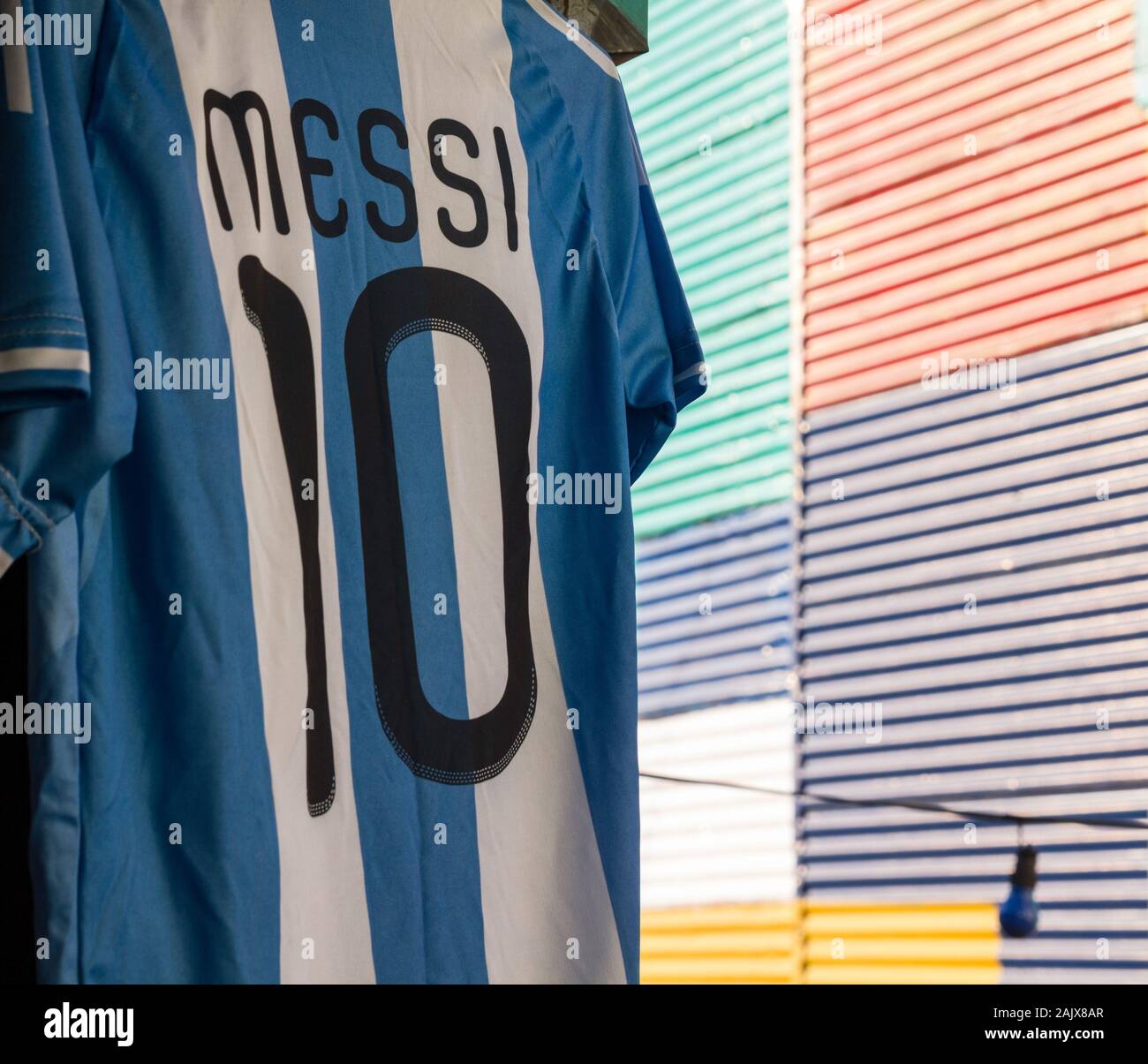 Lionel messi argentina shirt hi-res stock photography and images - Alamy