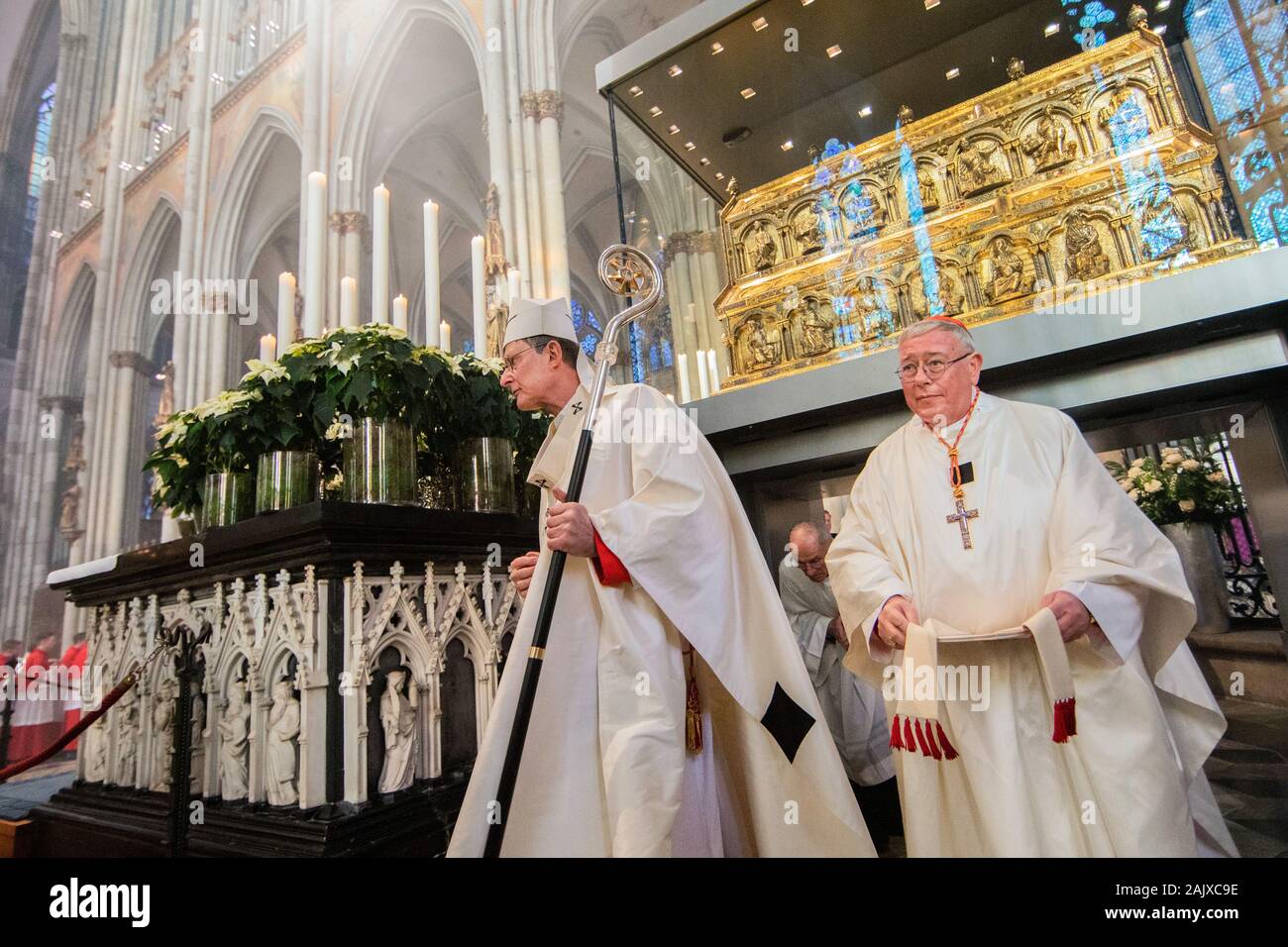 Epiphany shrine in the cologne cathedral hi-res stock photography and ...