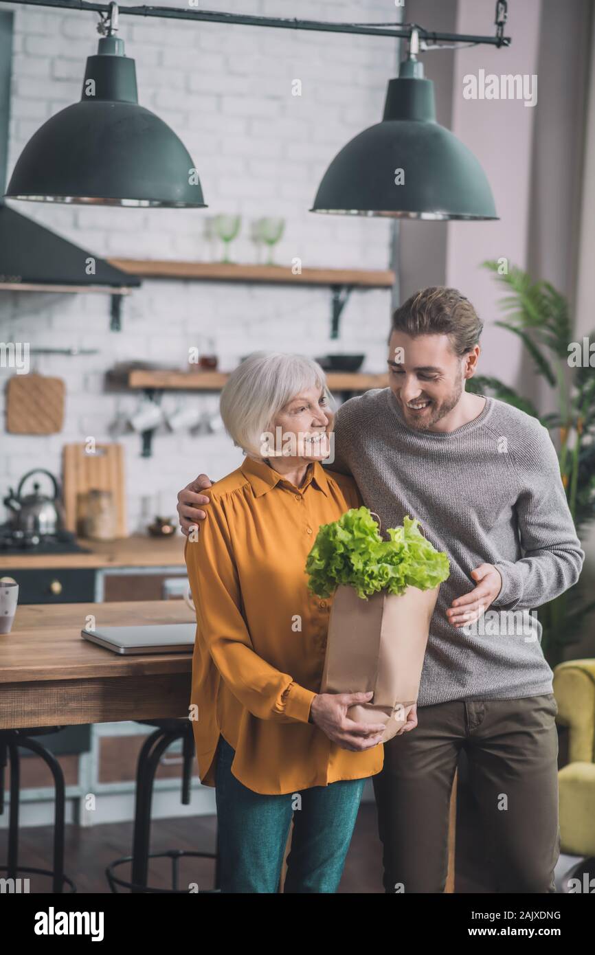 Mom feeling hi-res stock photography and images - Alamy