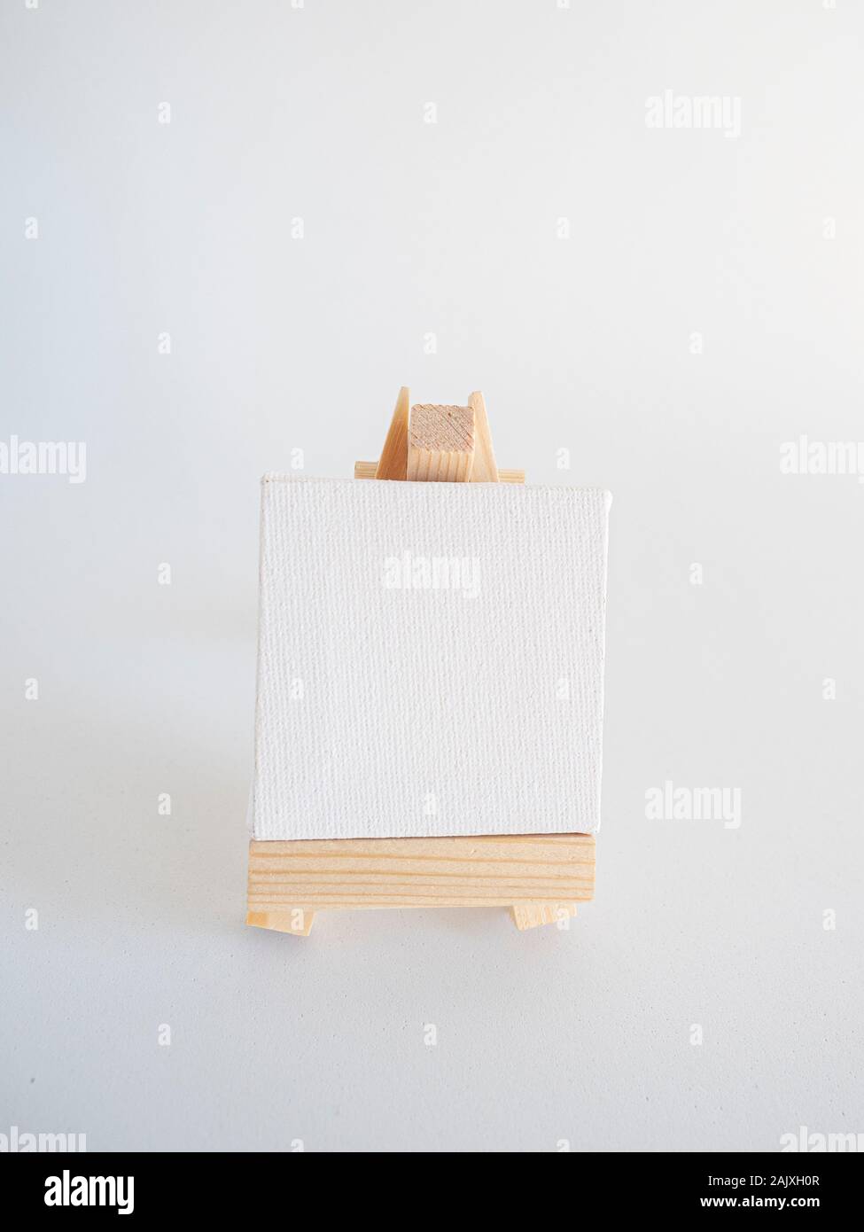 paint blank paints free Stock Photo - Alamy