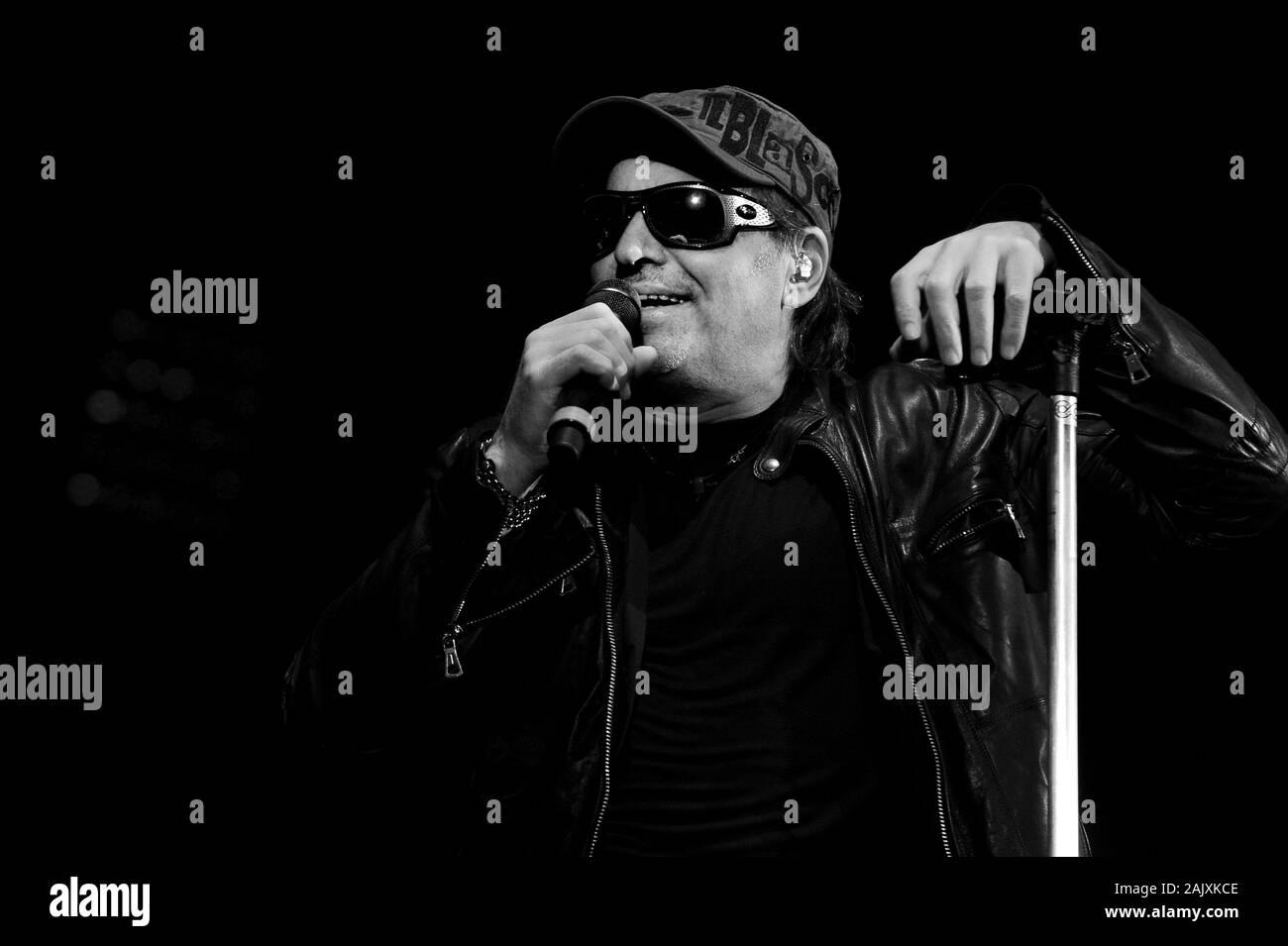 Foto 2010 Black and White Stock Photos & Images - Alamy