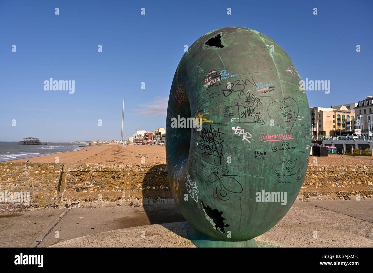 Brighton seafront sculpture project hi-res stock photography and images ...
