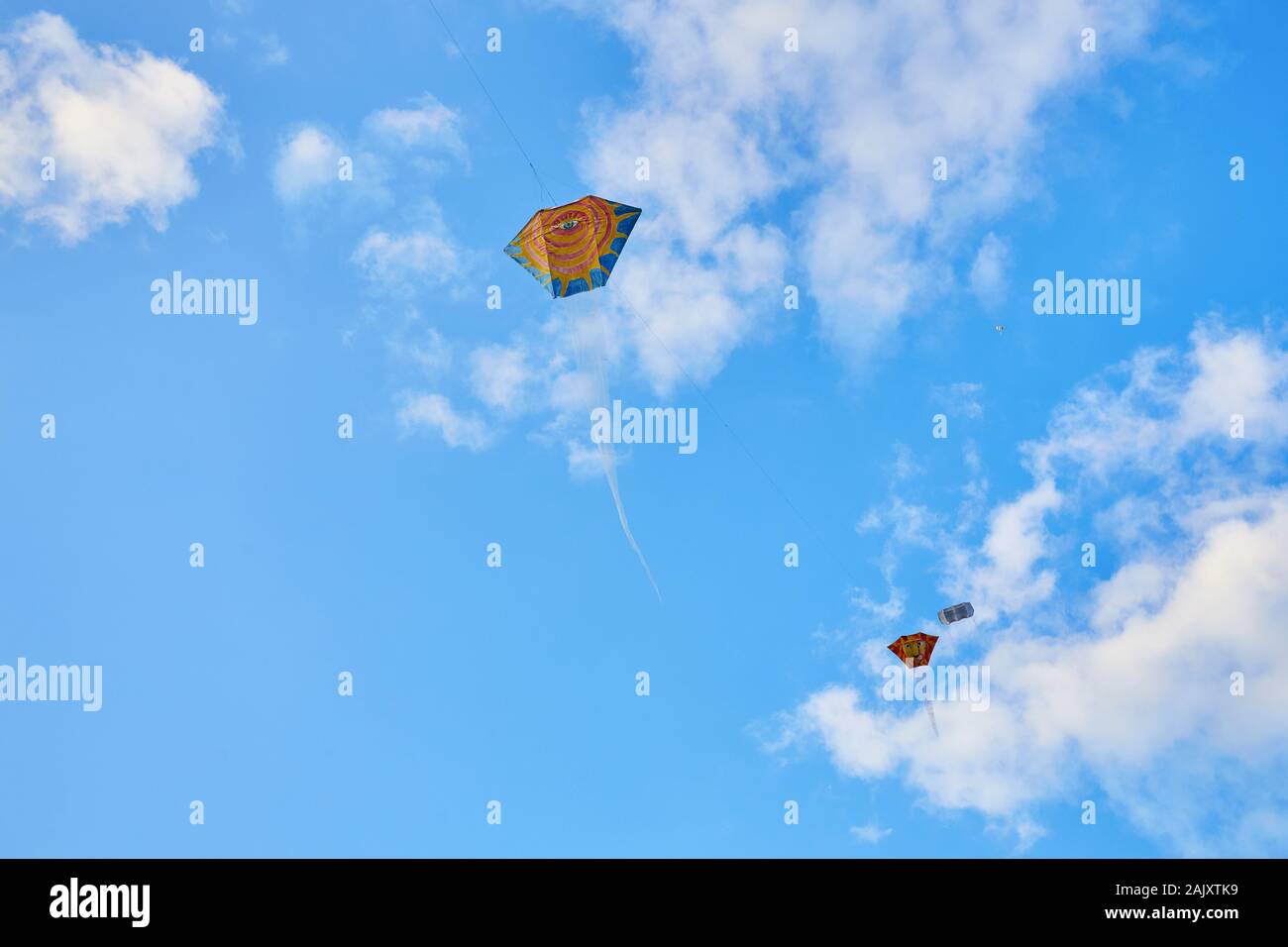 Kid fly kite up in sky hi-res stock photography and images - Alamy