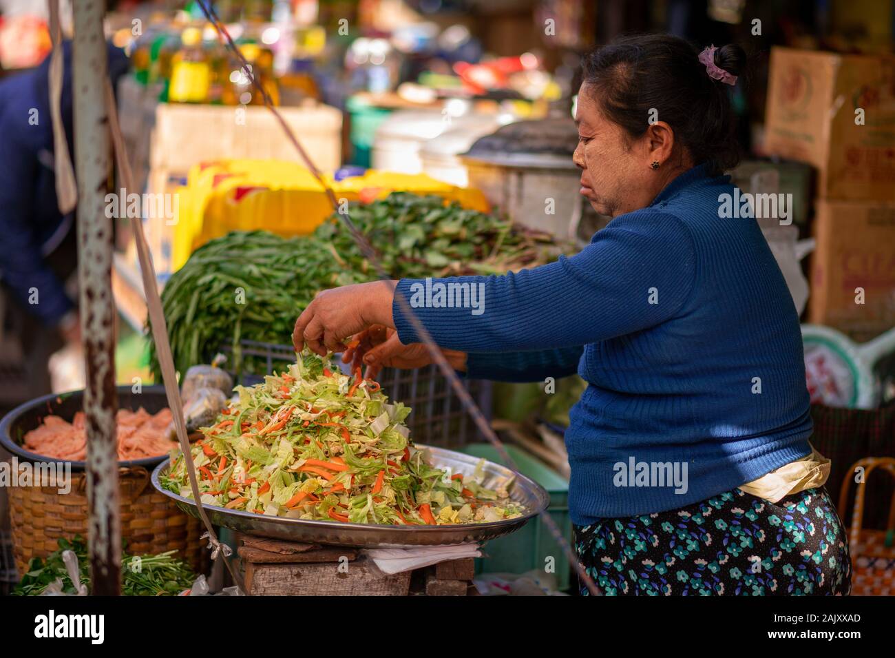 Market southeast asia hi-res stock photography and images - Alamy