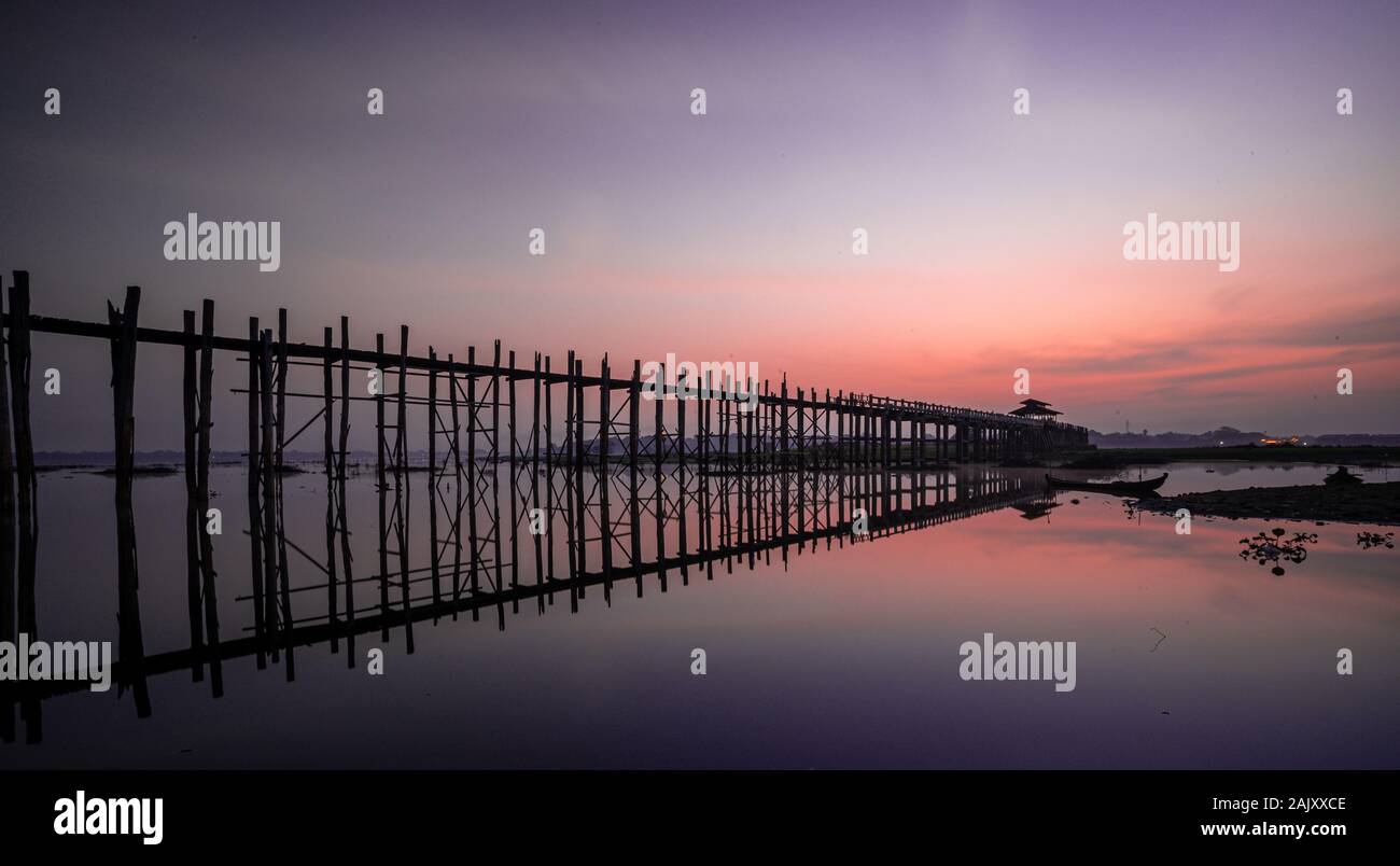U Bein Bridge Stock Photo - Alamy