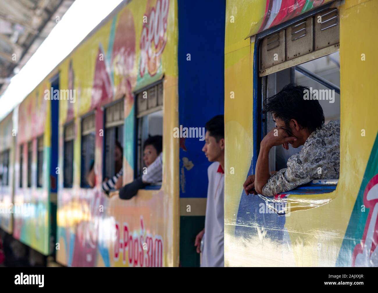 Delayed train hi-res stock photography and images - Alamy