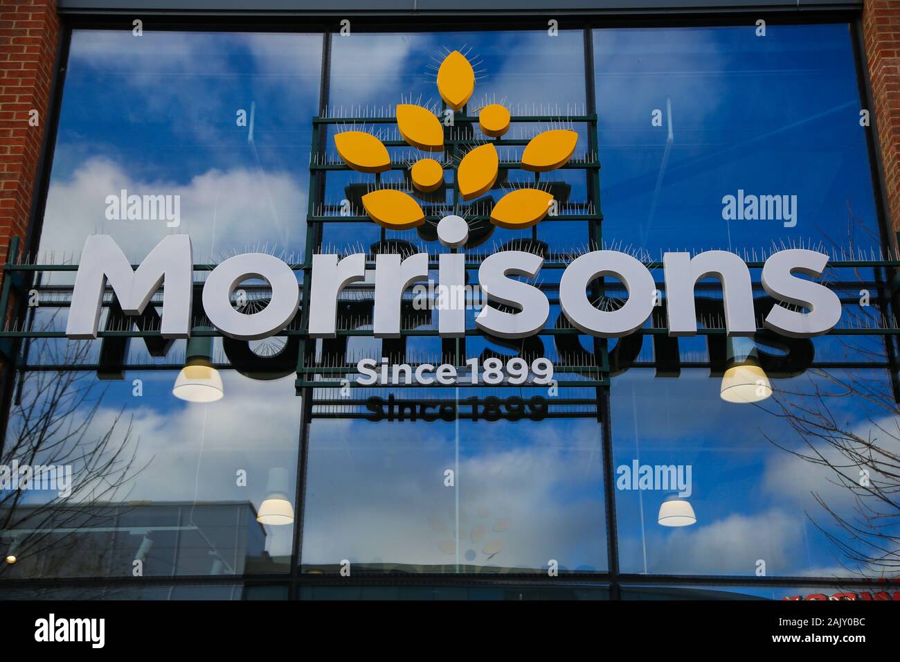 Wm morrison hi-res stock photography and images - Alamy