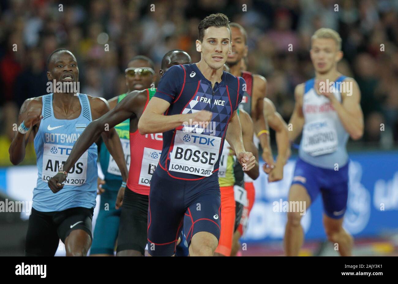 Pierre-Ambroise Bosse (French)) and Nijel Amos (Botswanais) during the ...