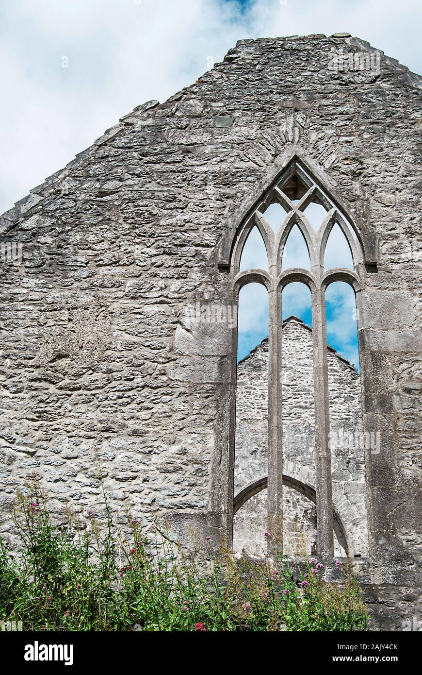 Irish stone architecture hi-res stock photography and images - Alamy
