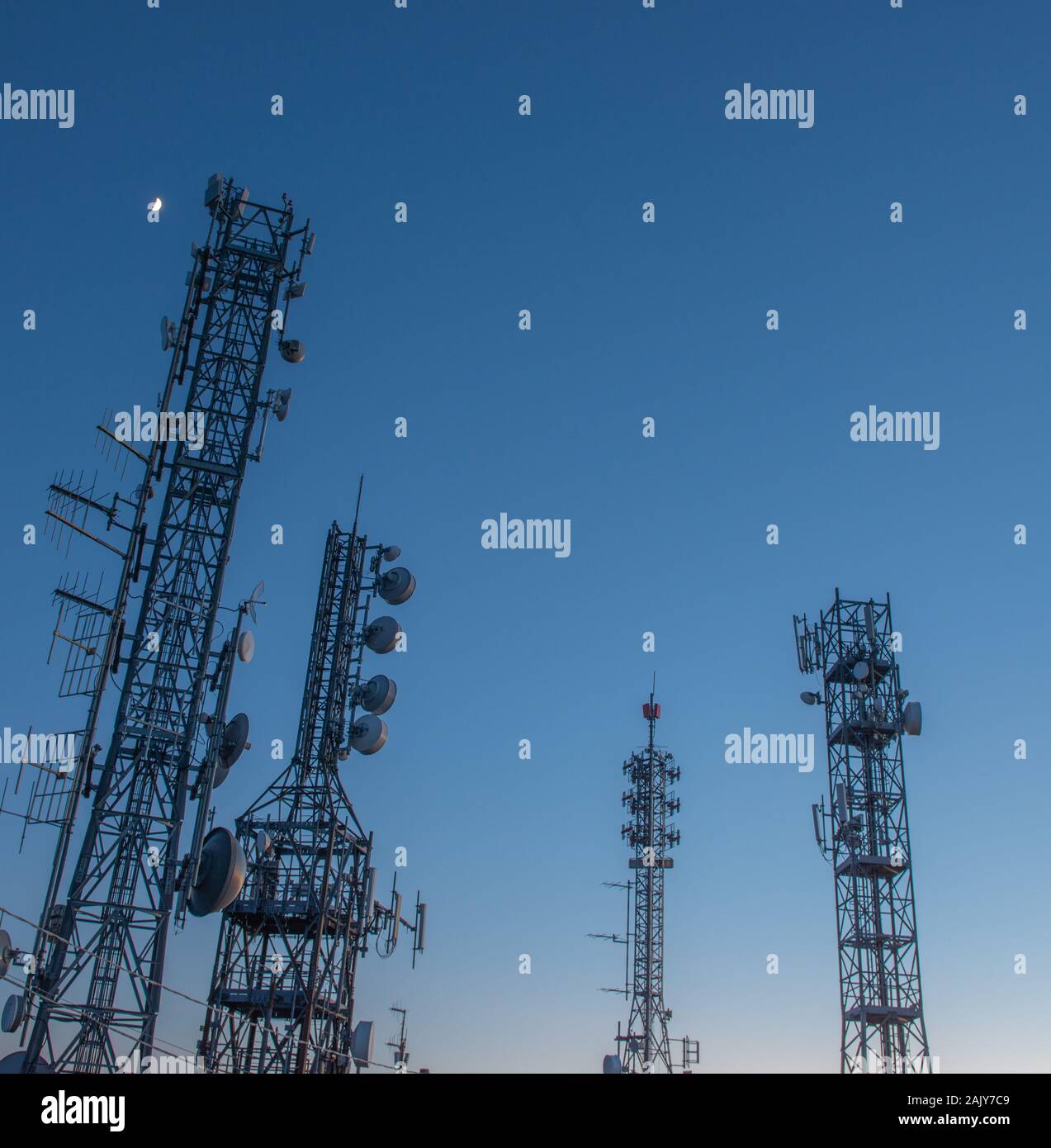 Magnetic pollution hi-res stock photography and images - Alamy