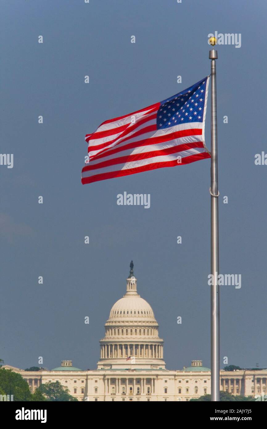 Washington d c state flag hi-res stock photography and images - Alamy
