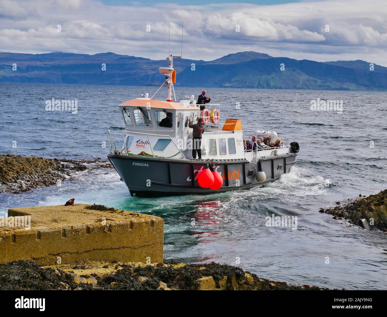 Staffa Island High Resolution Stock Photography and Images - Alamy