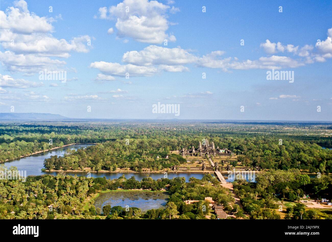 Angkor wat aerial hi-res stock photography and images - Alamy