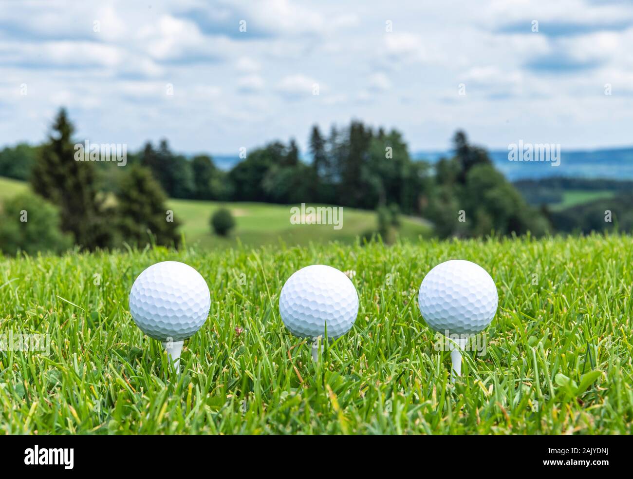 Tee off golf hi-res stock photography and images - Alamy