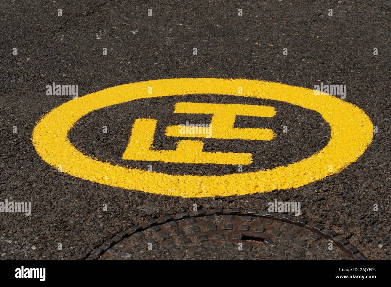 Fire hydrant cover hi-res stock photography and images - Alamy