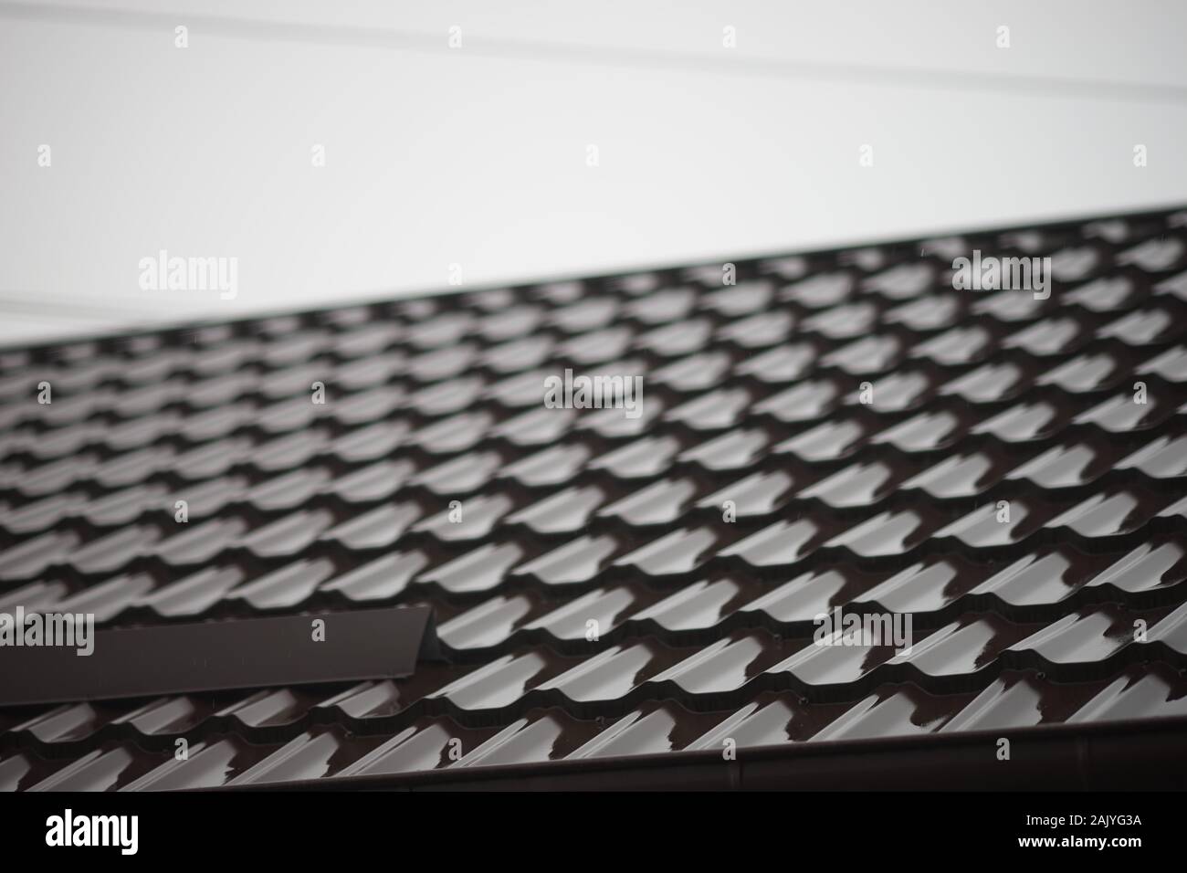 Wet tile hi-res stock photography and images - Alamy