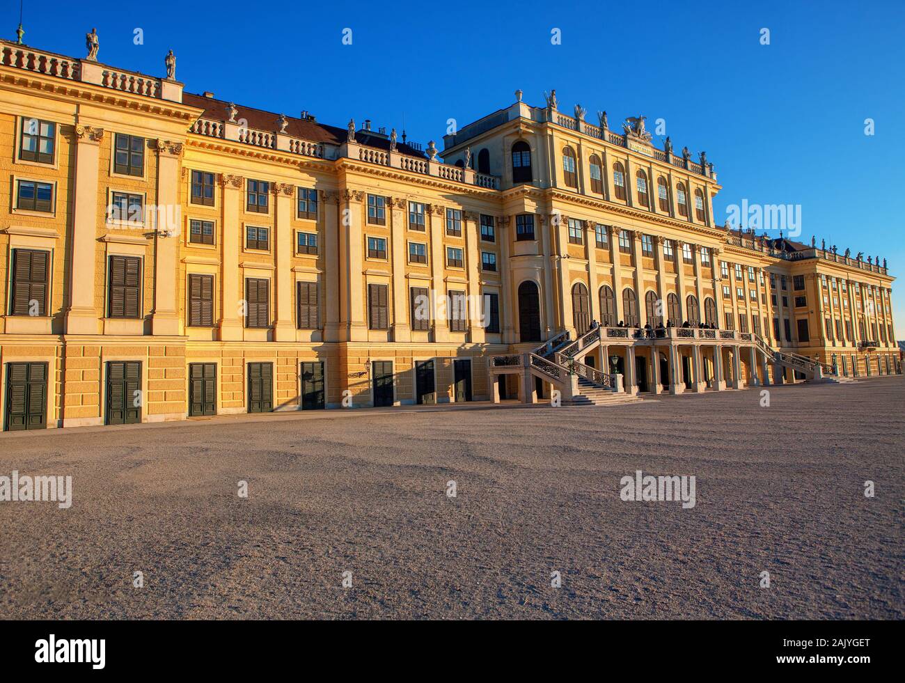 Royal castle backside hi-res stock photography and images - Alamy