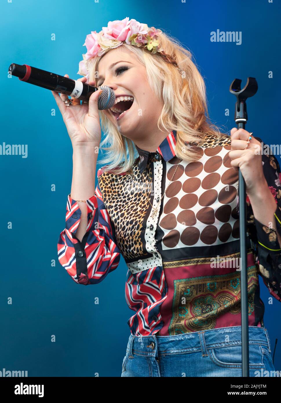 Victoria louise lott hi-res stock photography and images - Alamy