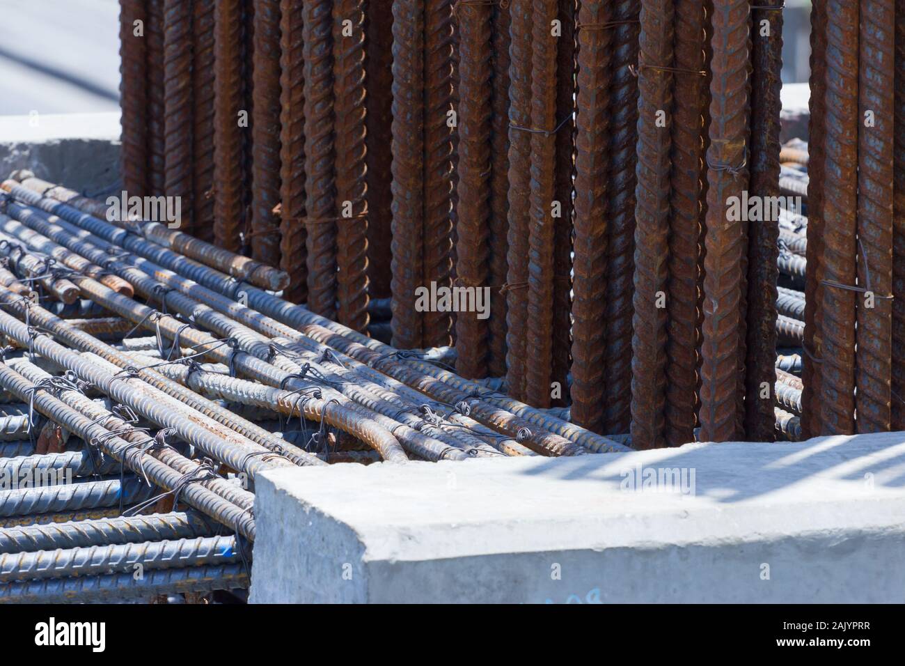 Brown rebar hi-res stock photography and images - Alamy