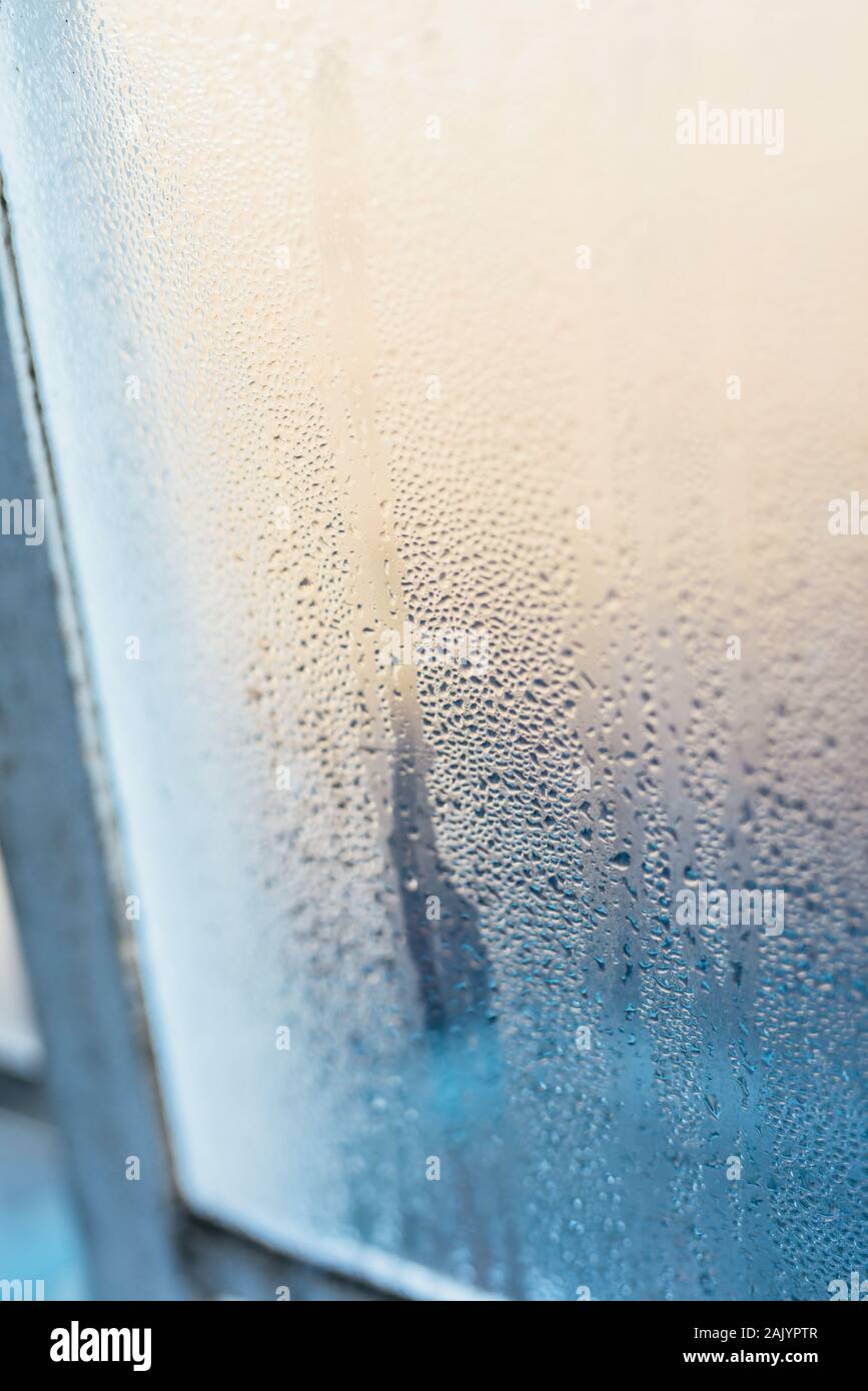 Crittall windows hi-res stock photography and images - Alamy