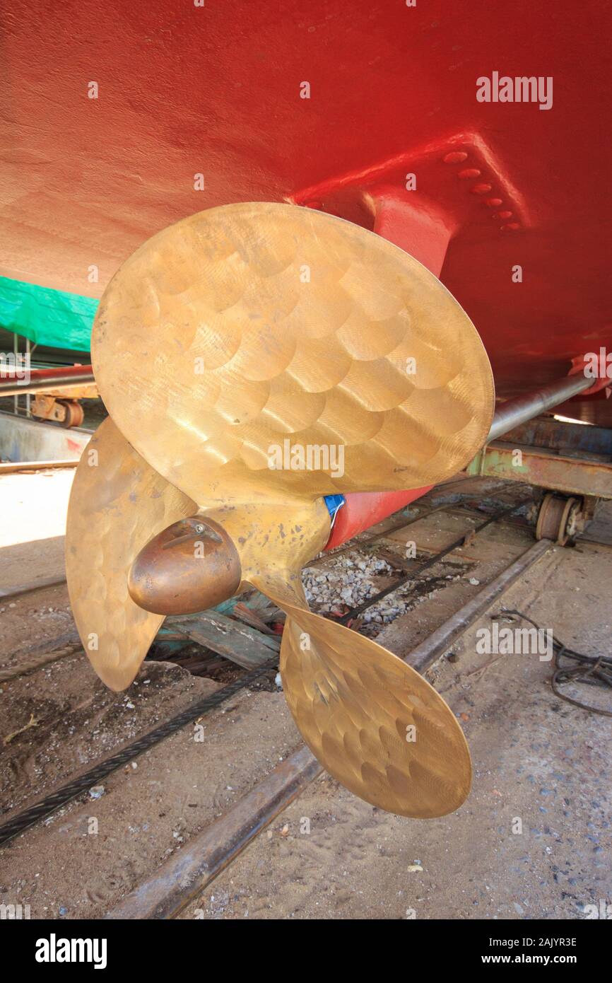 Three blade hi-res stock photography and images - Alamy