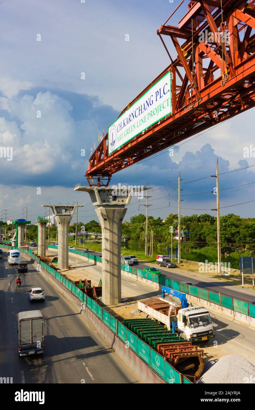 Bangkok Thailand, 2014 August 24 : Bangkok Mass Rapid Transit-Green ... Bangkok Thailand, 2014 August 24 : Bangkok Mass Rapid Transit-Green ...