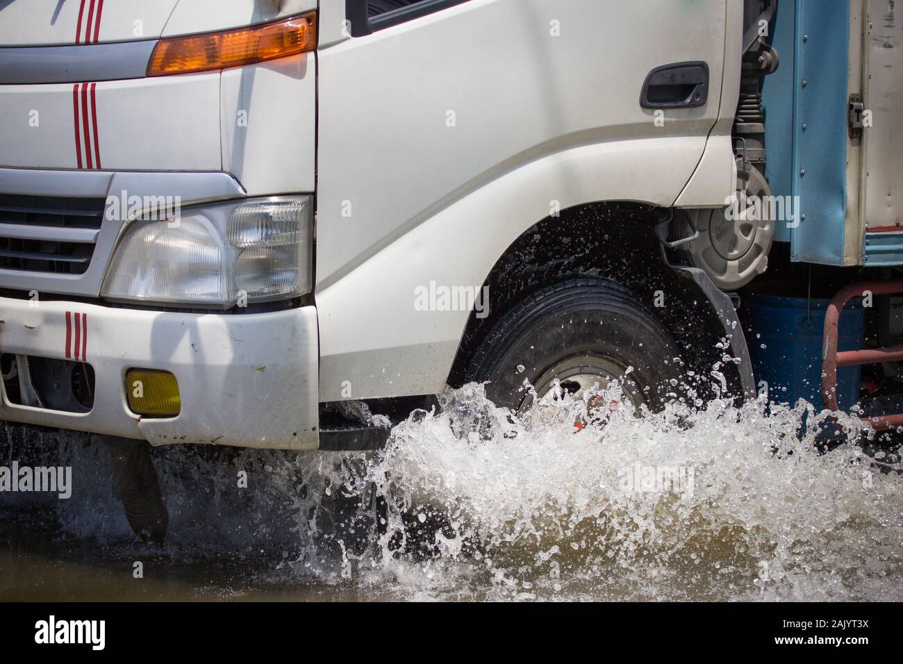 Flood warning truck hi-res stock photography and images - Alamy