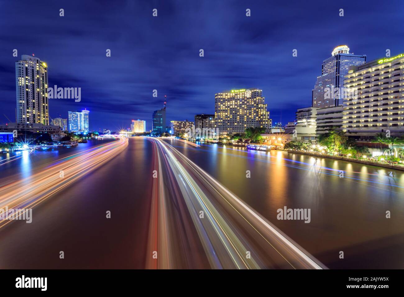 The taksin bridge hi-res stock photography and images - Alamy