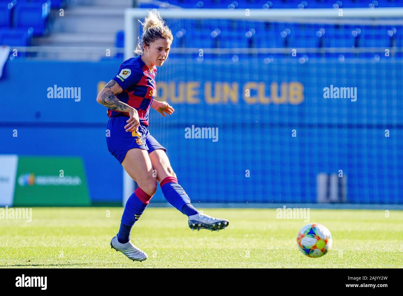 BARCELONA - DEC 21: Maria Leon Mapi plays at the Spanish Women League ...