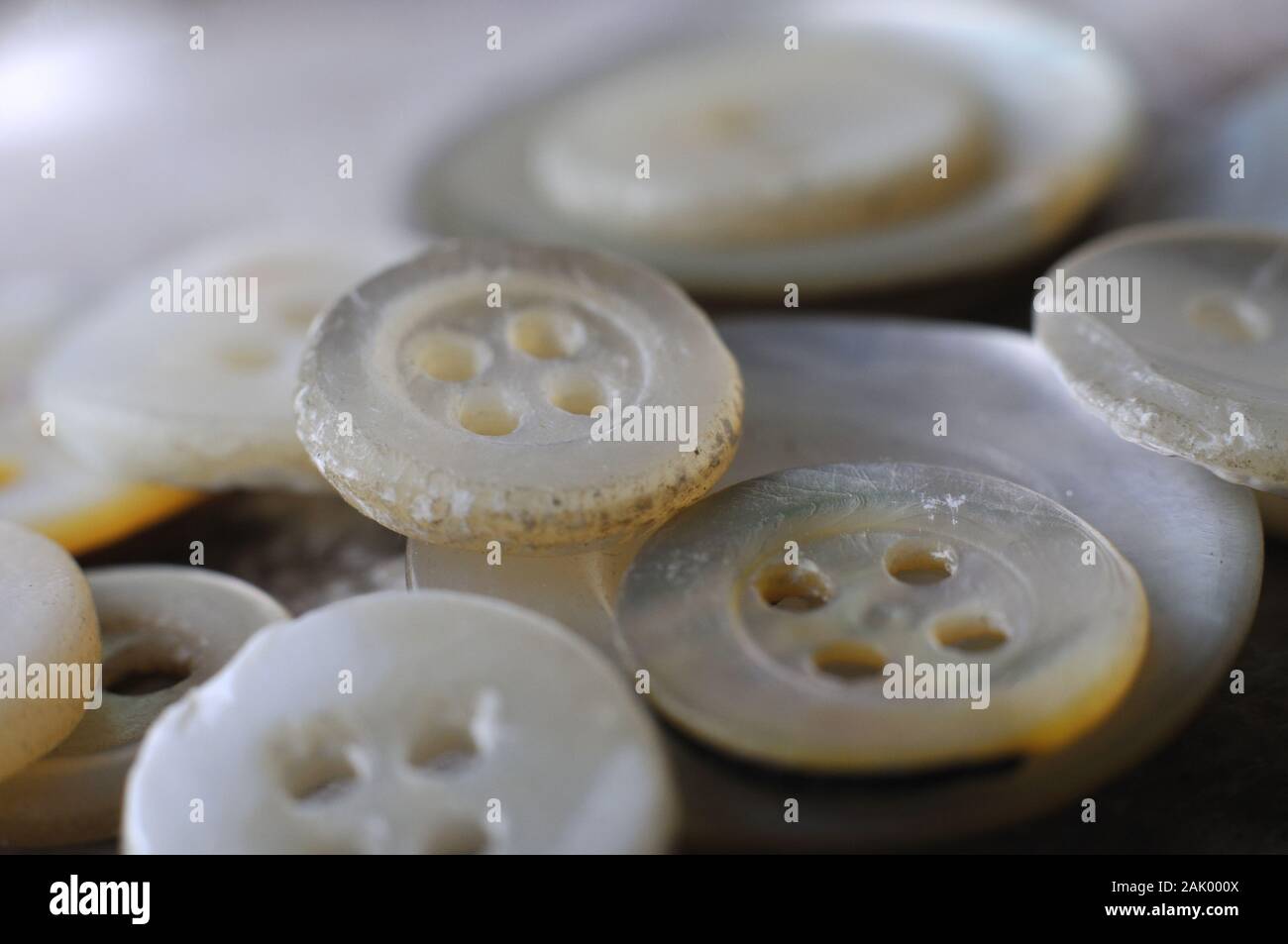 Pearl edges hi-res stock photography and images - Alamy