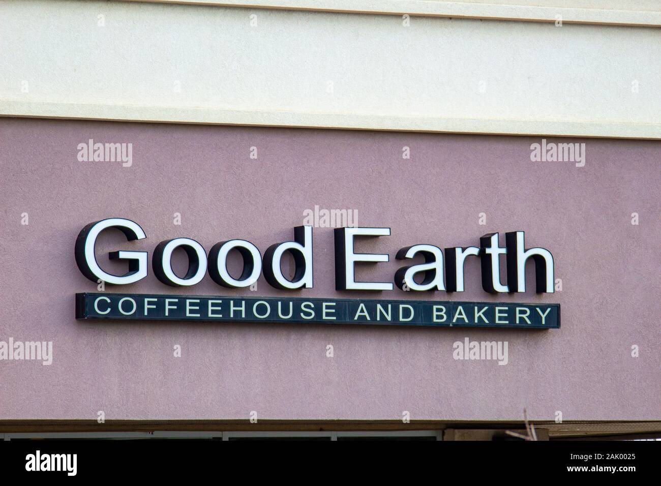 Good earth coffeehouse hi-res stock photography and images - Alamy